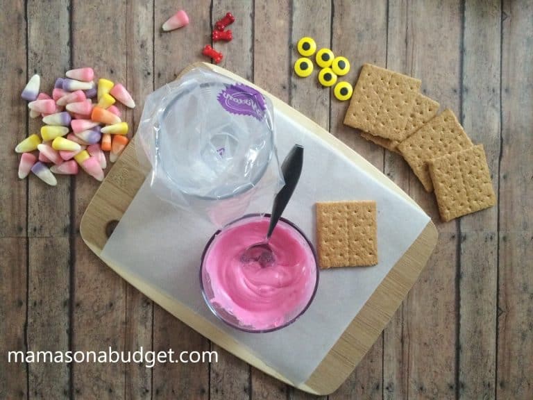 Easy Pink Turkeys - Mama's On A Budget Perfect for Kids