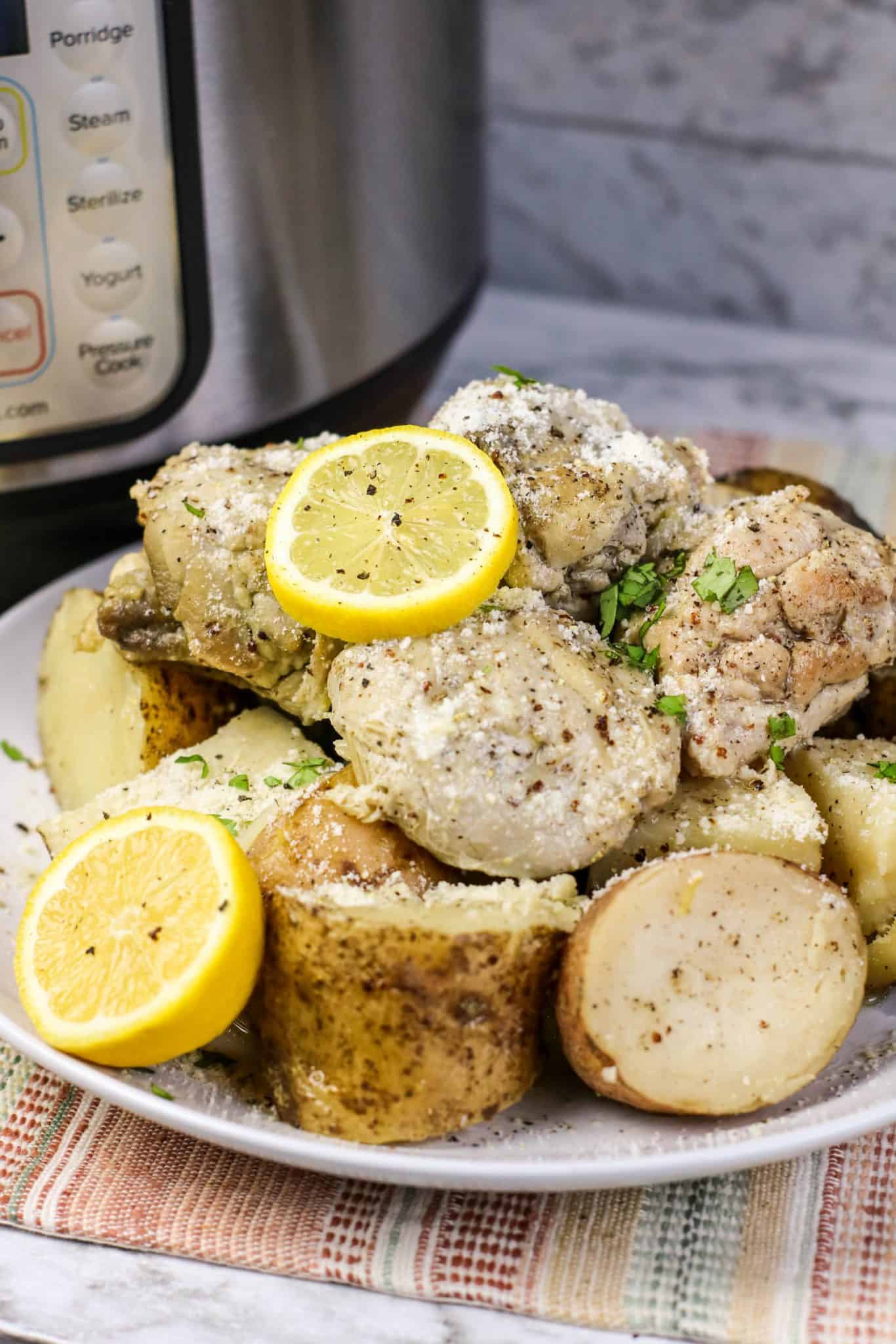 Instant Pot Chicken and Potatoes - Budget-friendly Recipes For The ...