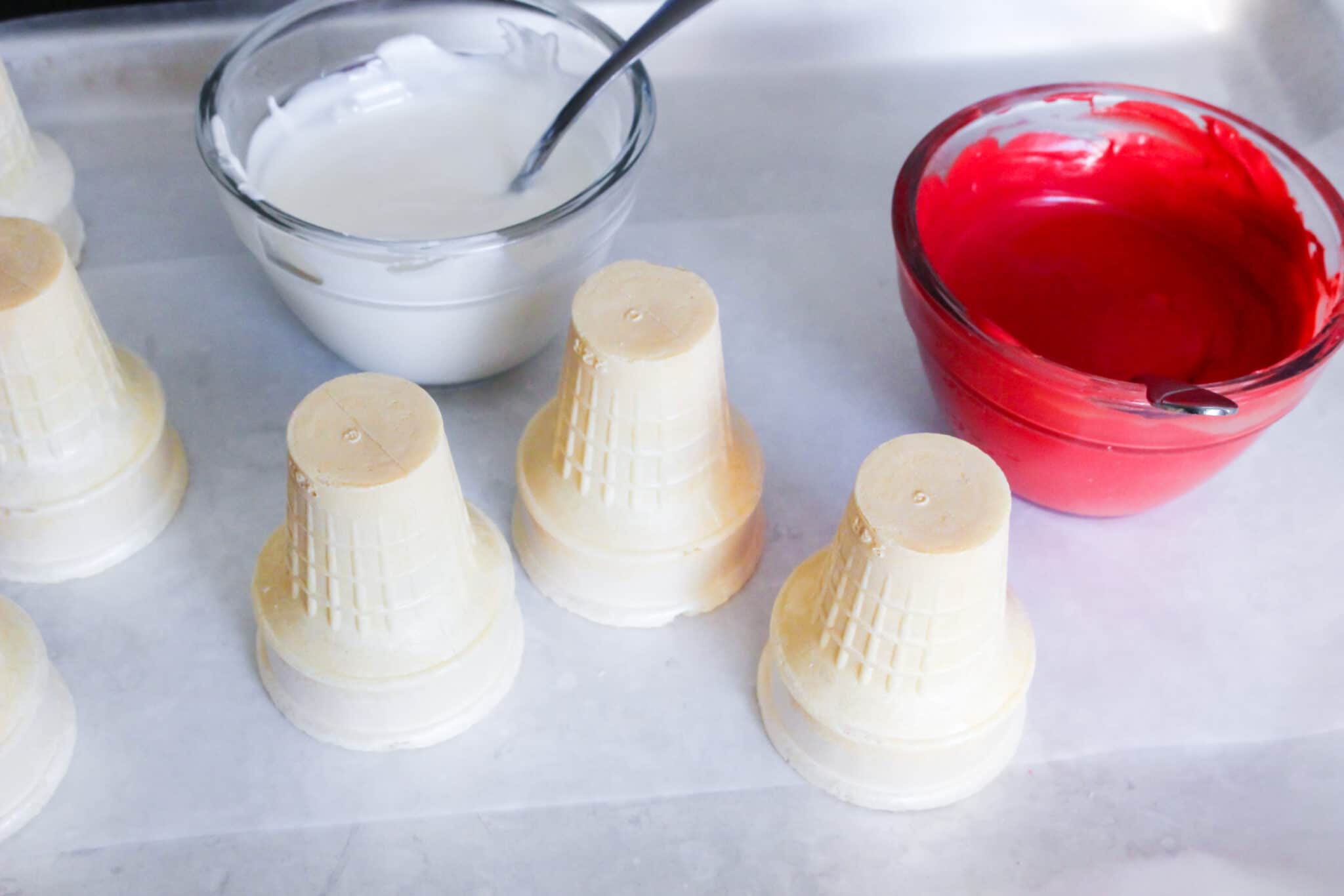 Santa Hat Cupcakes - Budget-friendly Recipes For The Whole Family