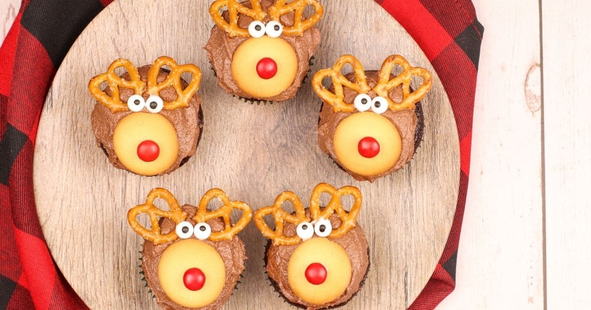 Rudolph Cupcakes - Mama's On A Budget