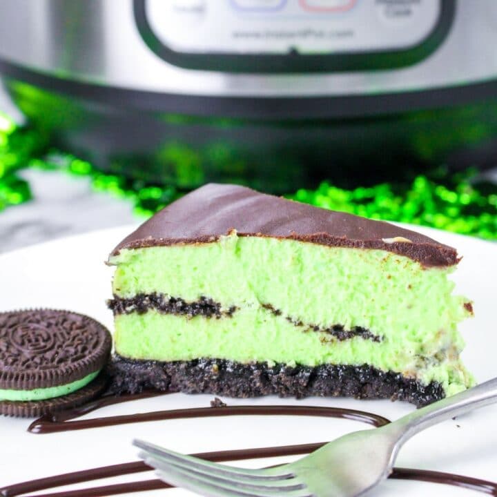 Instant Pot Mint Cheesecake - Mama's On A Budget