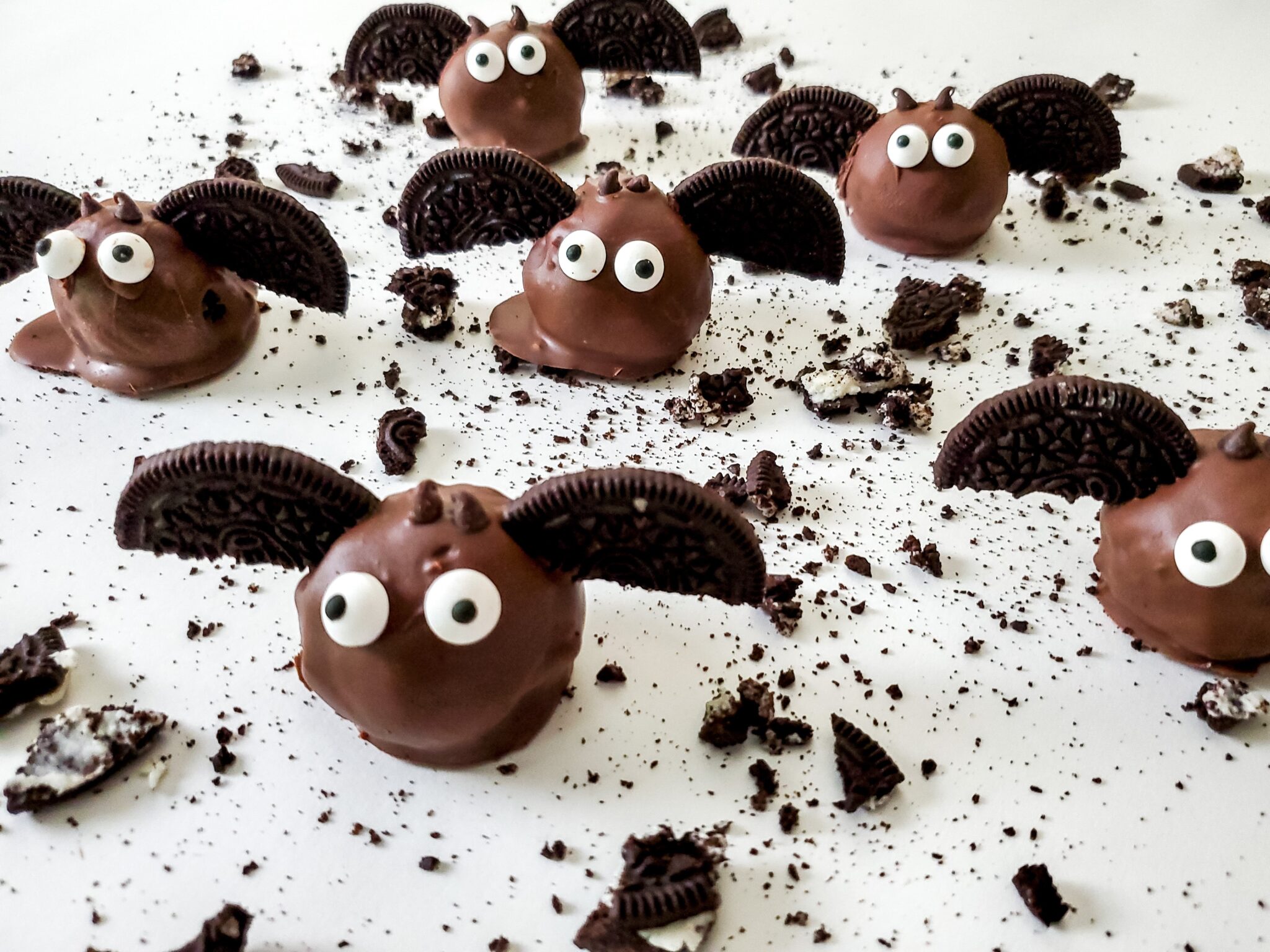 Bat Halloween Oreo Balls - Budget-friendly Recipes For The Whole Family
