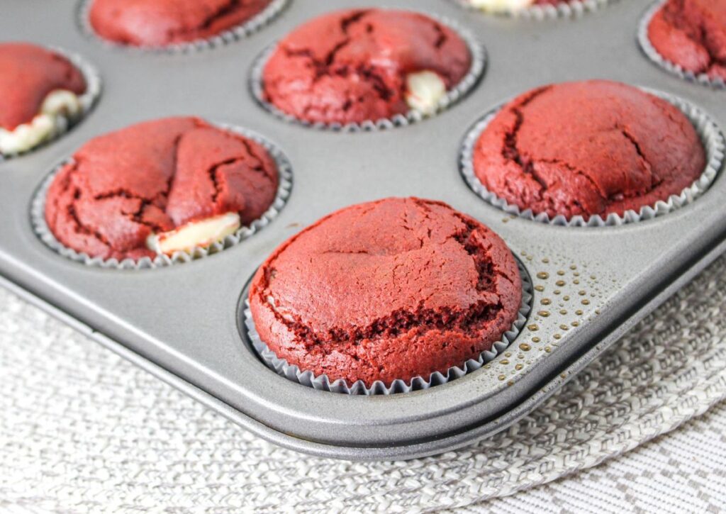 Red Velvet Muffins Recipe - Mama's On A Budget