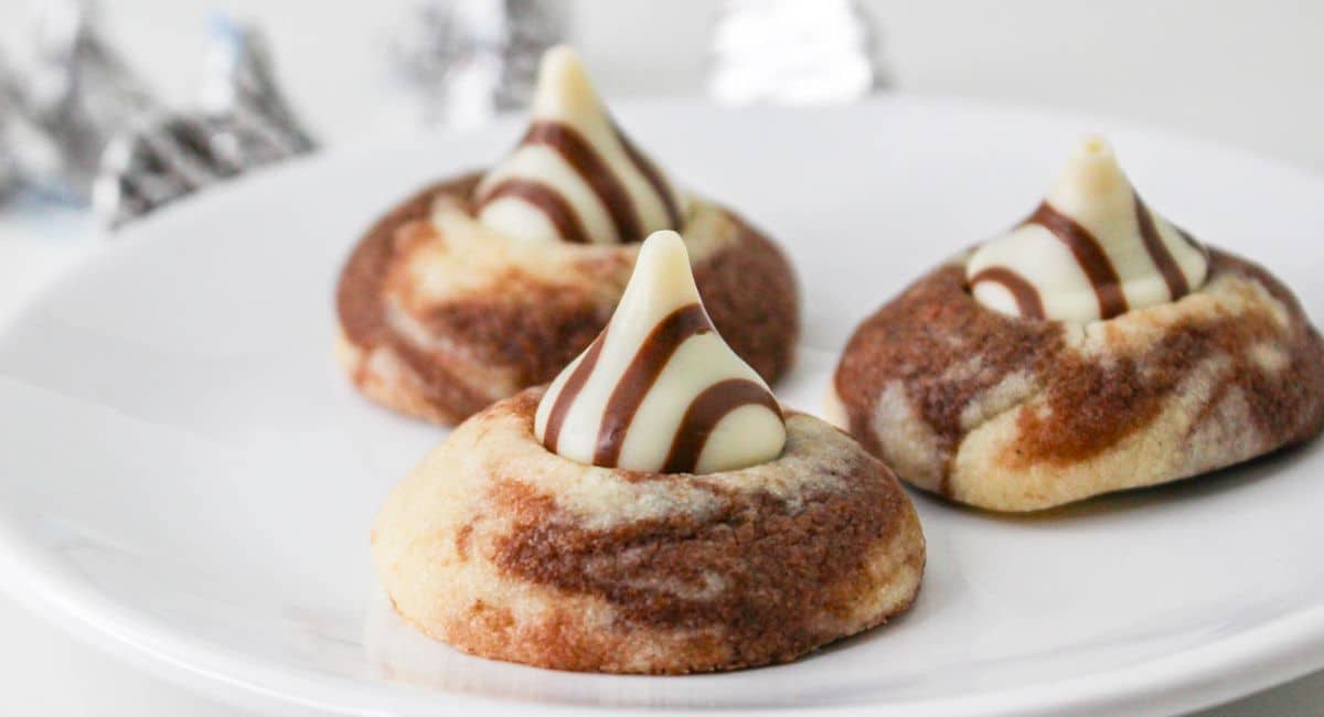 Hershey's Hugs Cookies - Budget-friendly Recipes For The Whole Family