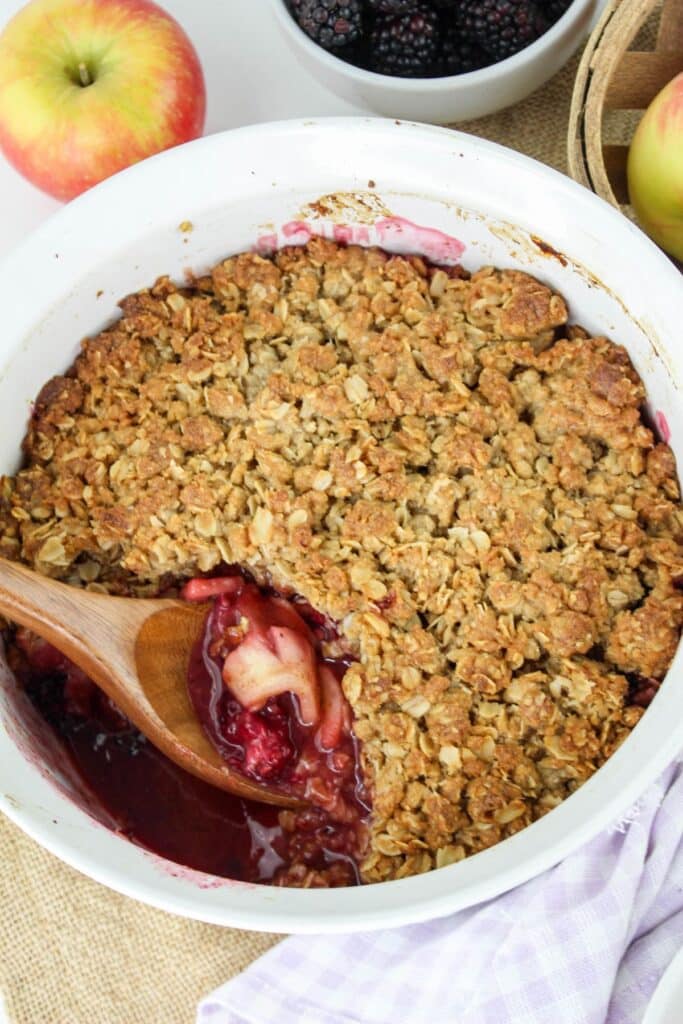 Apple Blackberry Crumble - Budget-friendly Recipes For The Whole Family