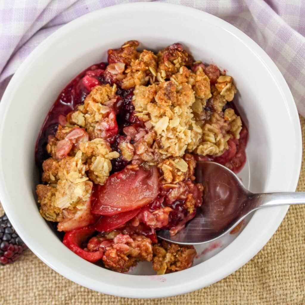 Apple Blackberry Crumble - Budget-friendly Recipes For The Whole Family