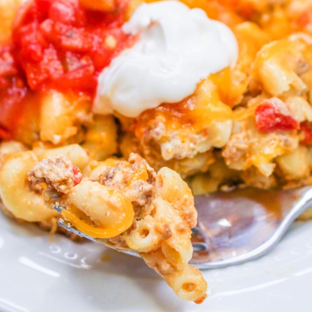 Slow Cooker Taco Mac and Cheese - Budget-friendly Recipes For The Whole ...