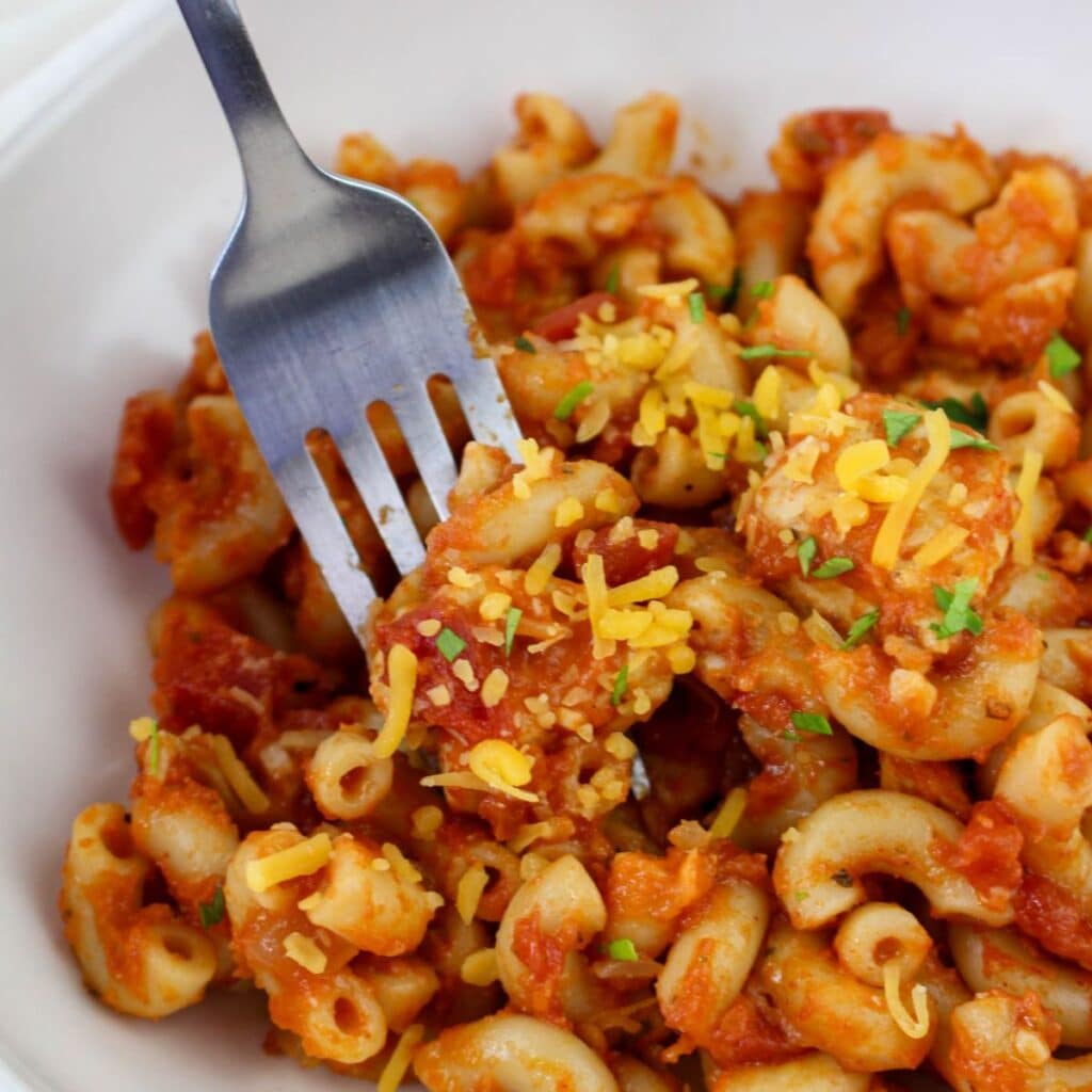 Velveeta Chicken Broccoli Rice Casserole - Mama's On A Budget