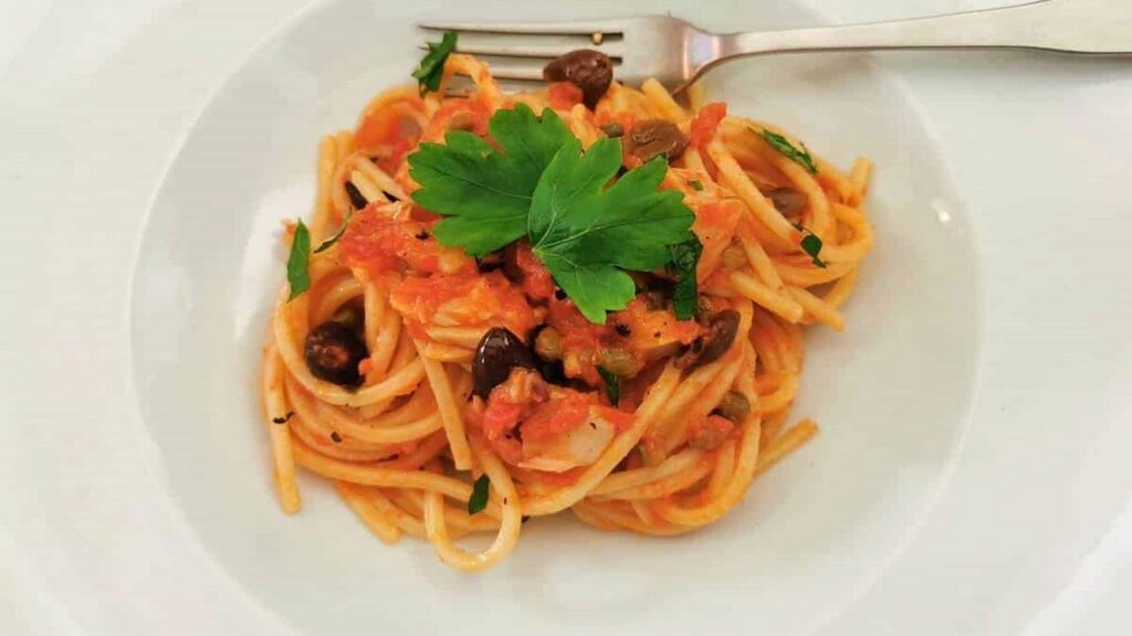 Elevate Your Dinner with 12 Incredible Spaghetti Recipes - Budget ...