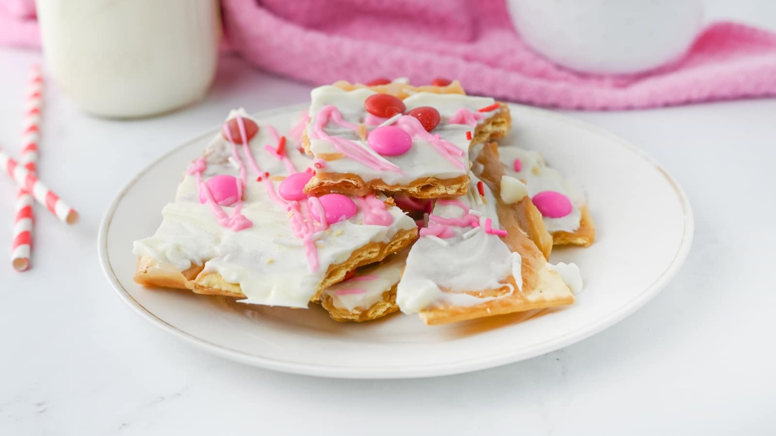 18 Fun and Delicious Valentine’s Day Food Ideas - Budget-friendly ...