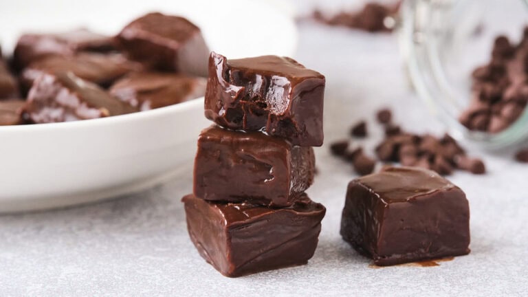 11 Easy Fudge Recipes That’ll Satisfy Every Sweet Tooth - Budget ...