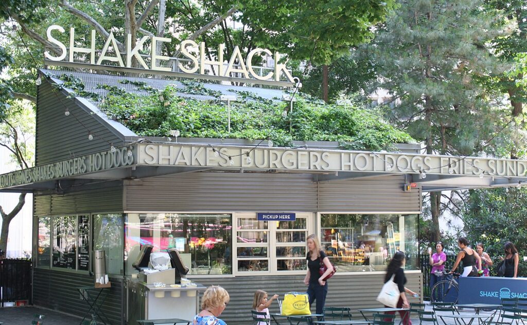 7 Fast-Food Chains That Actually Make Food From Scratch - Mama's On A ...