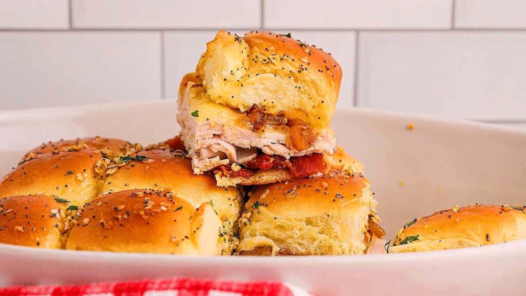 15 Savory Sliders Made Easy for Any Gathering - Budget-friendly Recipes ...