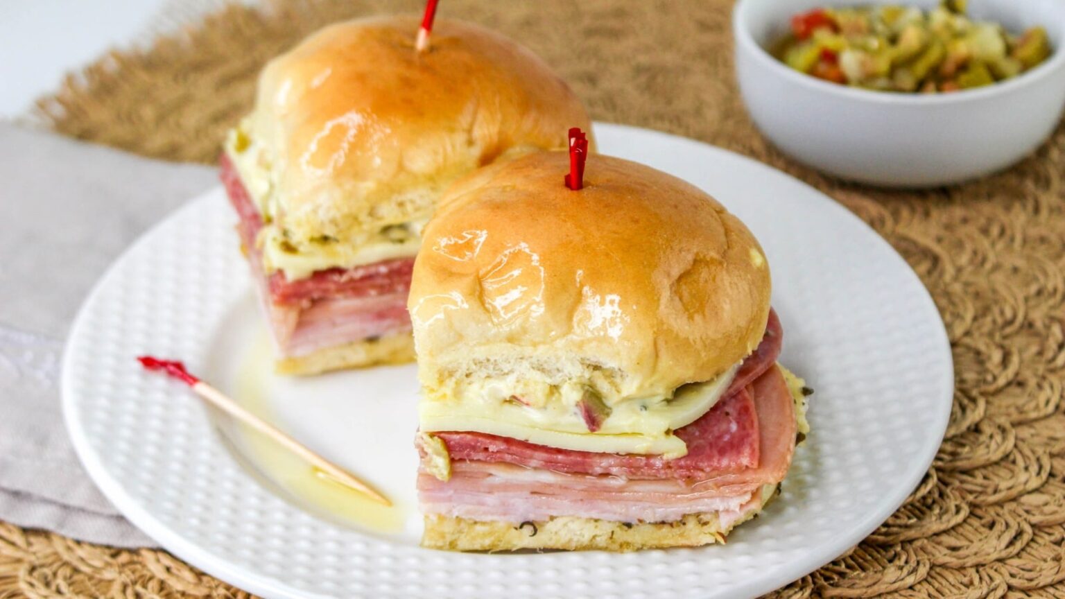 15 Savory Sliders Made Easy for Any Gathering - Budget-friendly Recipes ...