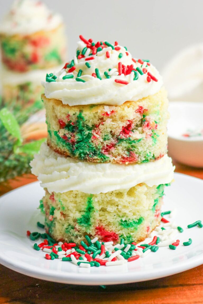 Mini Christmas Cakes - Mama's On A Budget