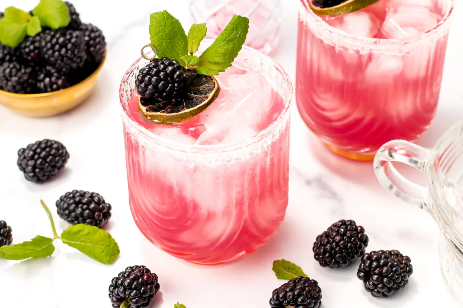 15 Easy Blackberry Ideas for Drinks Dinners and Desserts - Budget ...