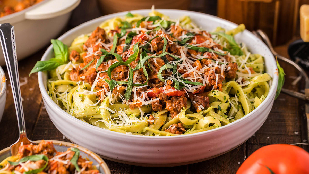 11 Bolognese Recipes That Bring Comfort to the Table - Budget-friendly ...