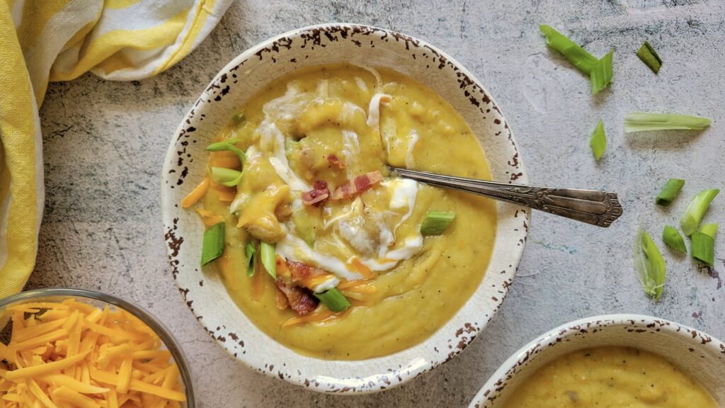 18 Slow Cooker Soups that Are Pure Comfort in a Bowl - Budget-friendly ...